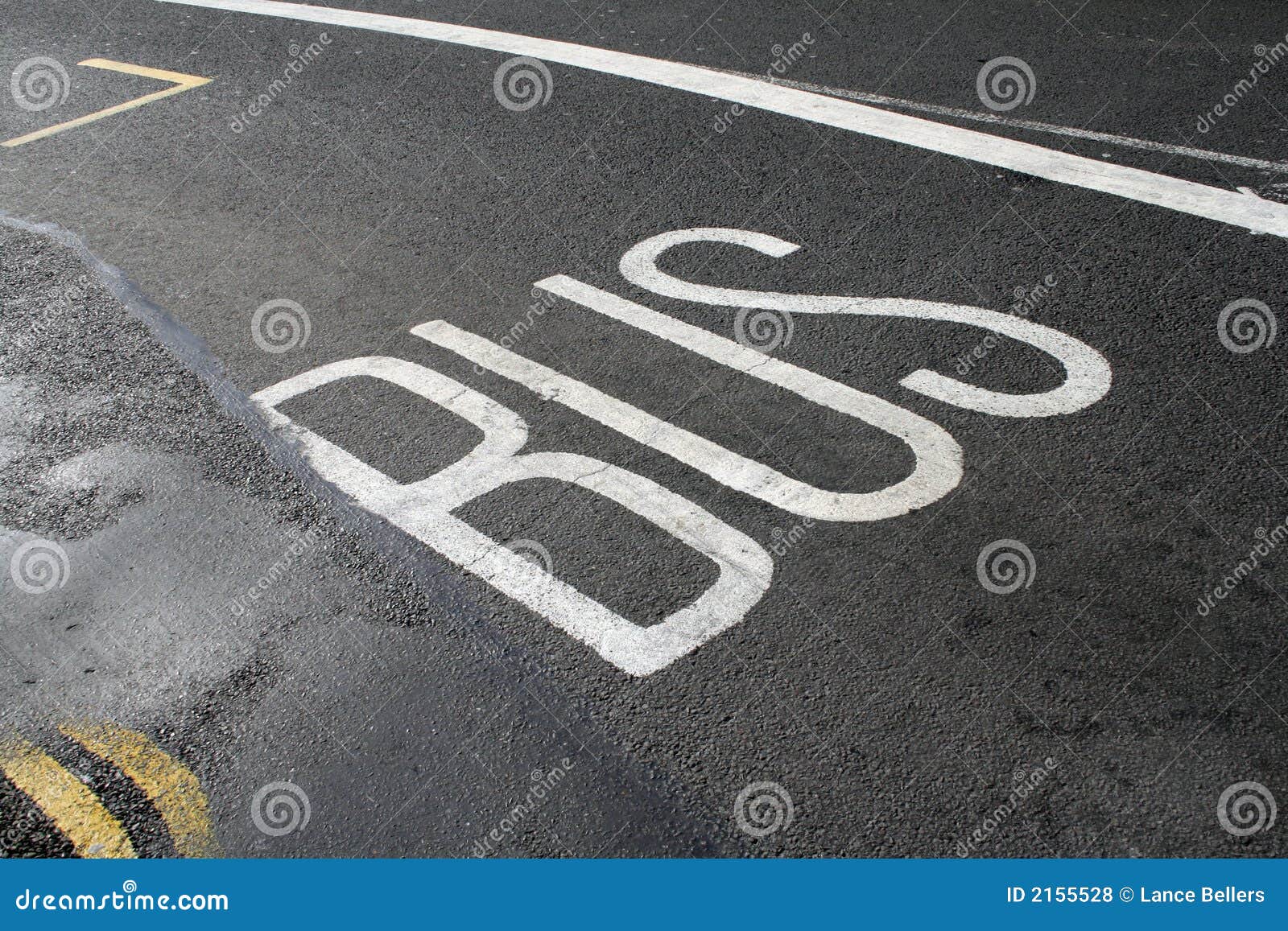 Busstrook stock foto. Image of steeg, openbaar, waarschuwing - 2155528