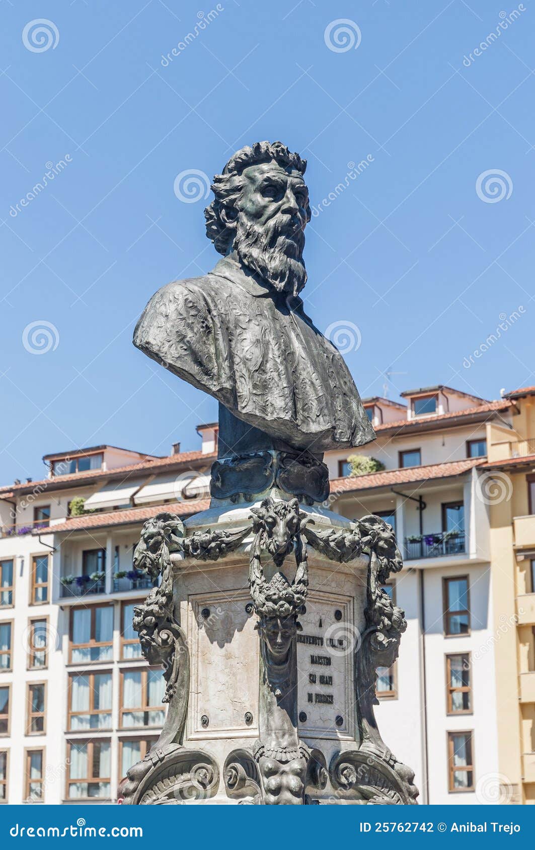 Bust of Benvenuto Cellini in Florence, Italy Stock Photo - Image of ...