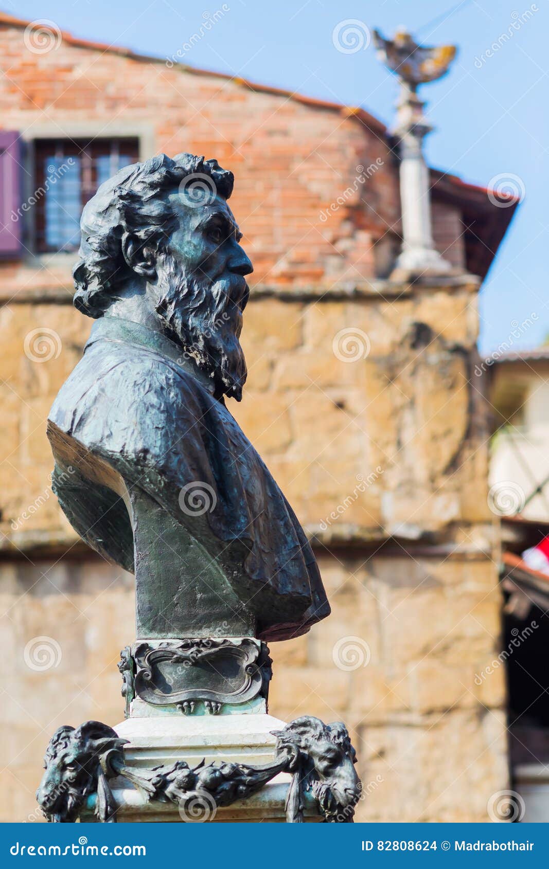 Bust of Benvenuto Cellini in Florence, Italy Stock Photo - Image of ...