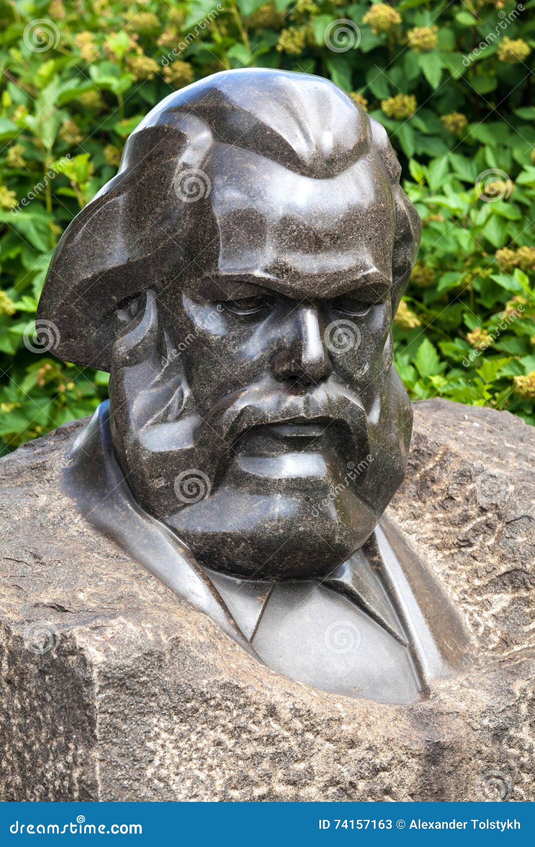 Bust monument of Karl Marx stock image. Image of sociologist - 74157163