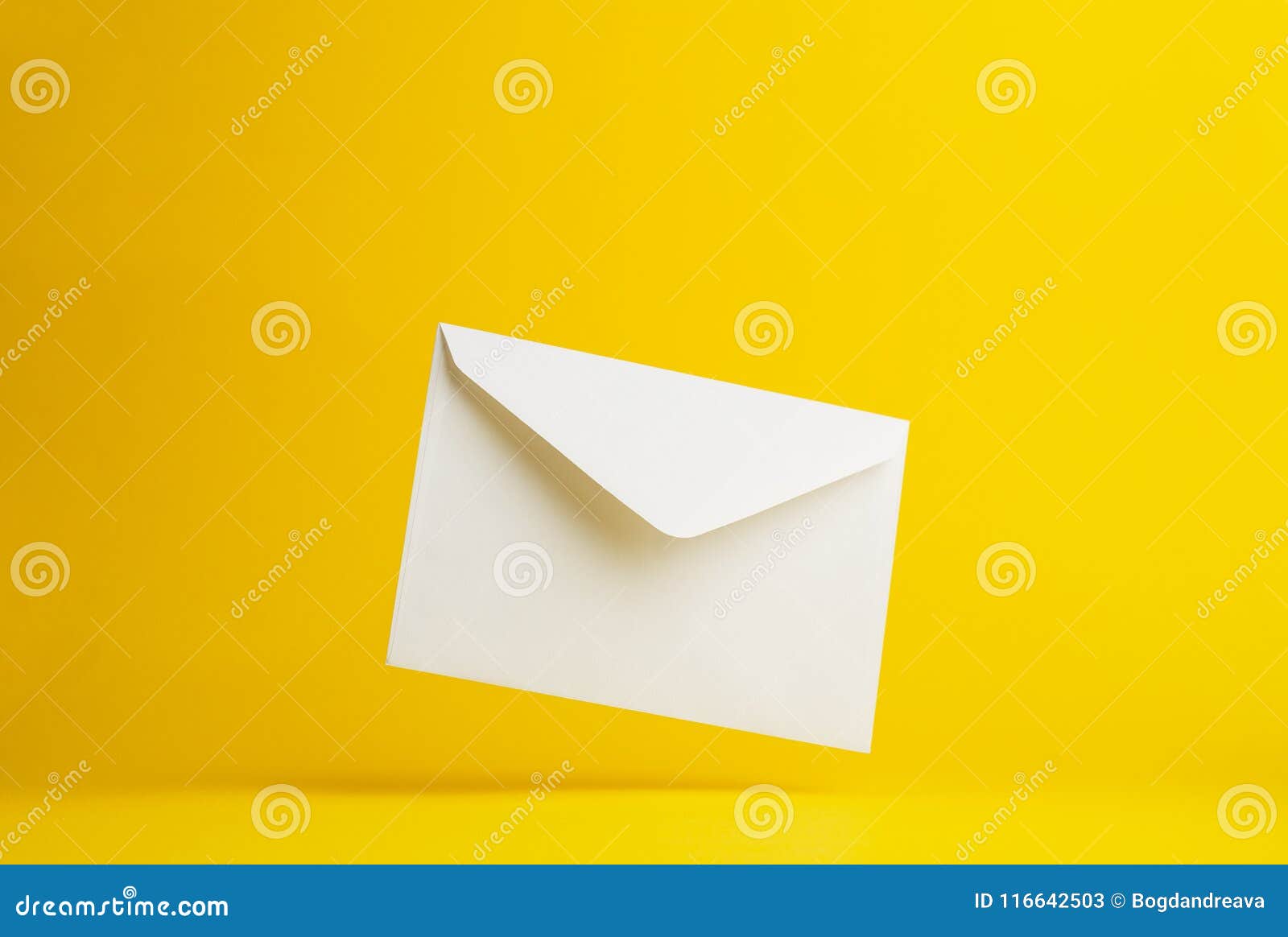 Busta immagine stock. Immagine di vuoto, consegna, messaggio - 116642503