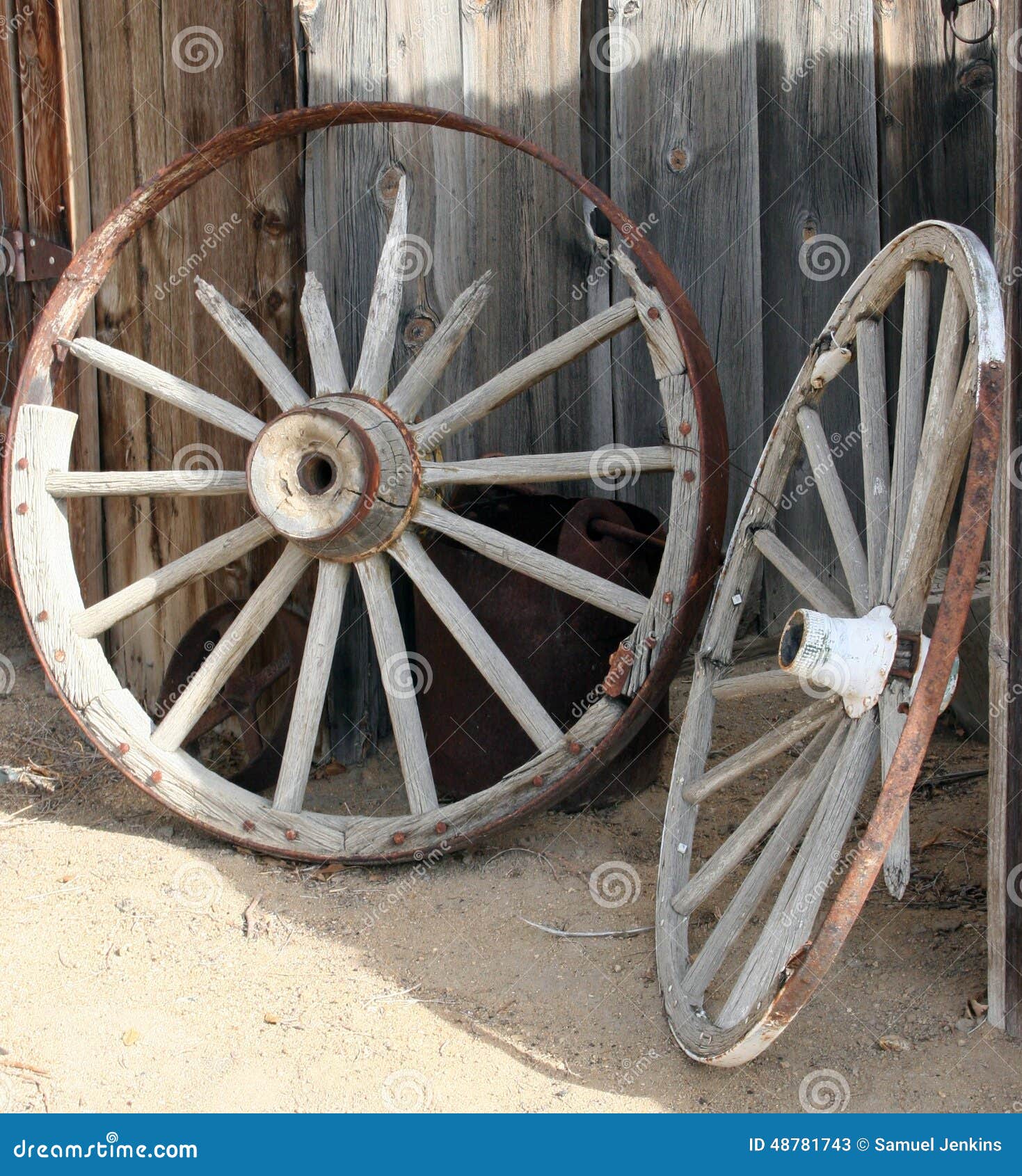 Busted wagon wheels stock image. Image of station, front - 48781743