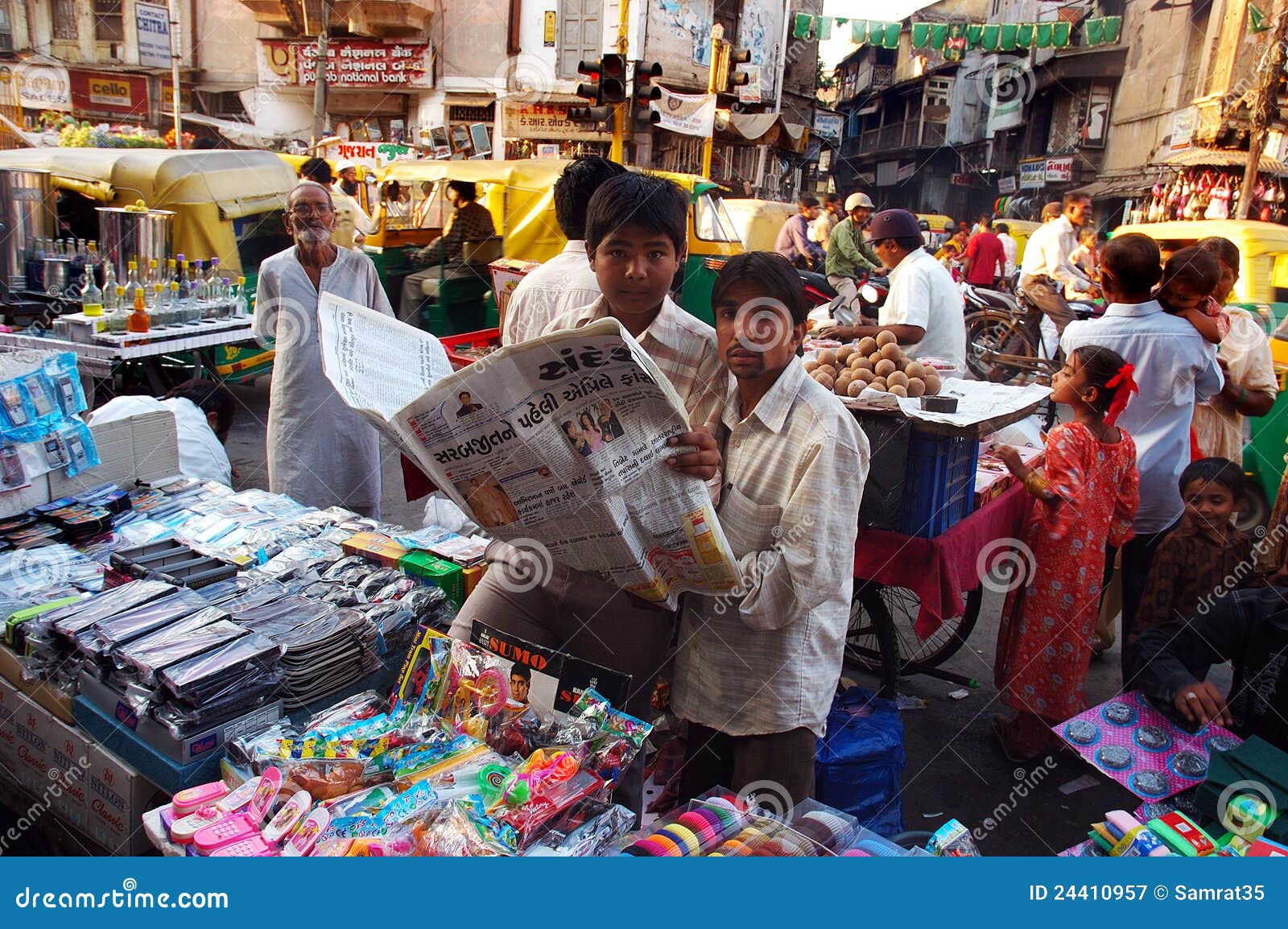 Bustling Bazar editorial photography. Image of shoping - 24410957