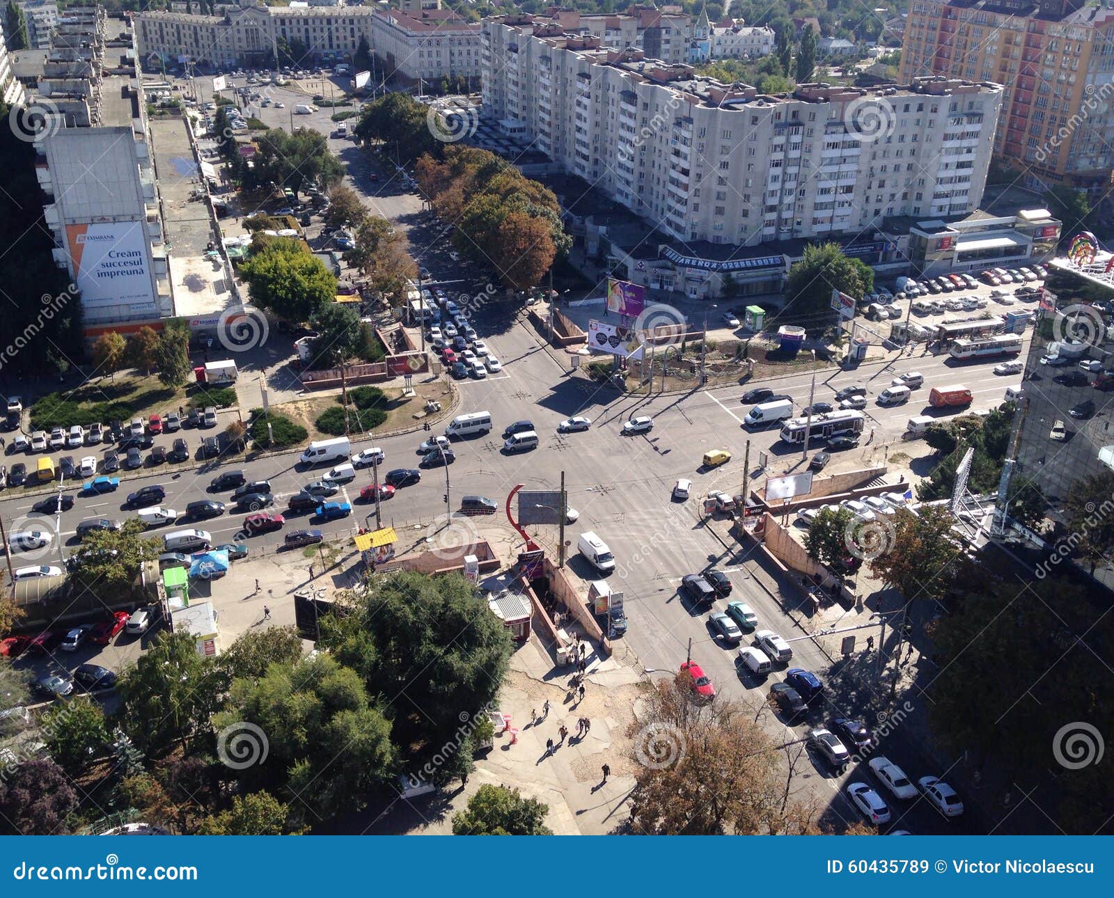 Busy city intersection editorial stock image. Image of intersection ...