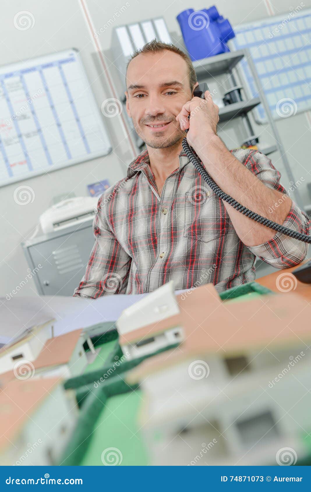 Busy employee on phone stock image. Image of diary, call - 74871073