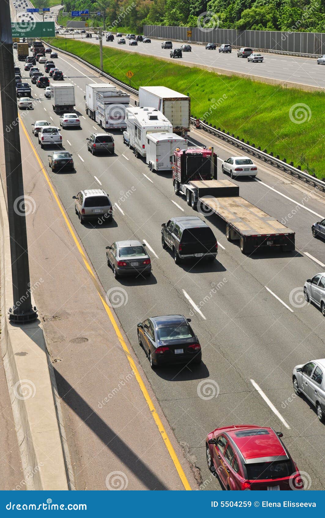 Busy highway stock image. Image of road, commuting, fast - 5504259