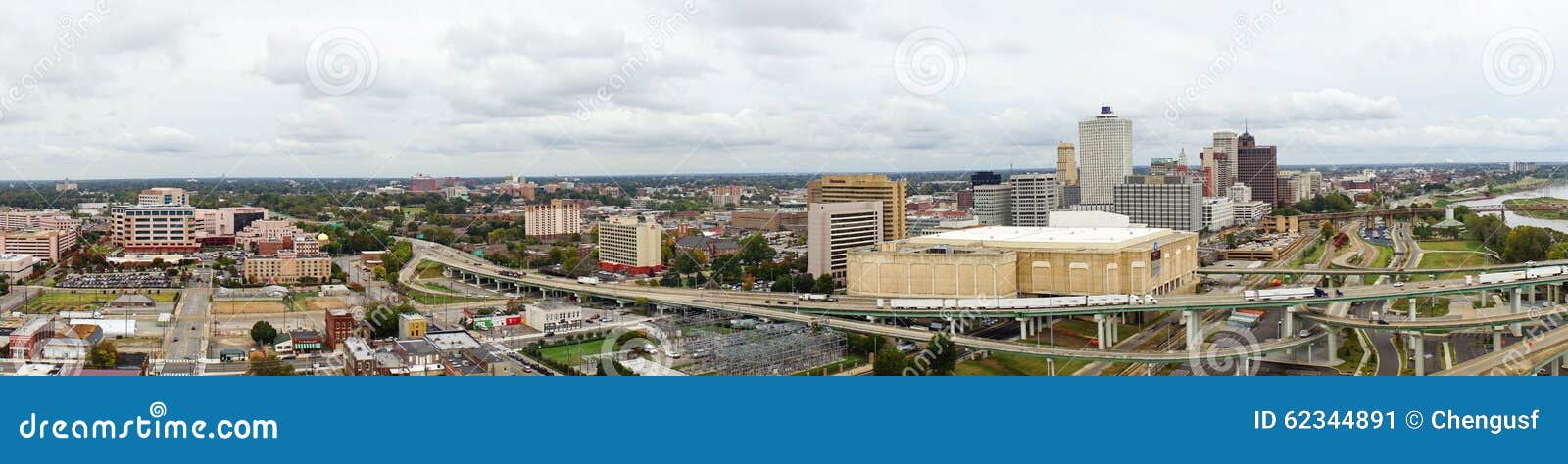 Busy highway in Memphis editorial photo. Image of district - 62344891