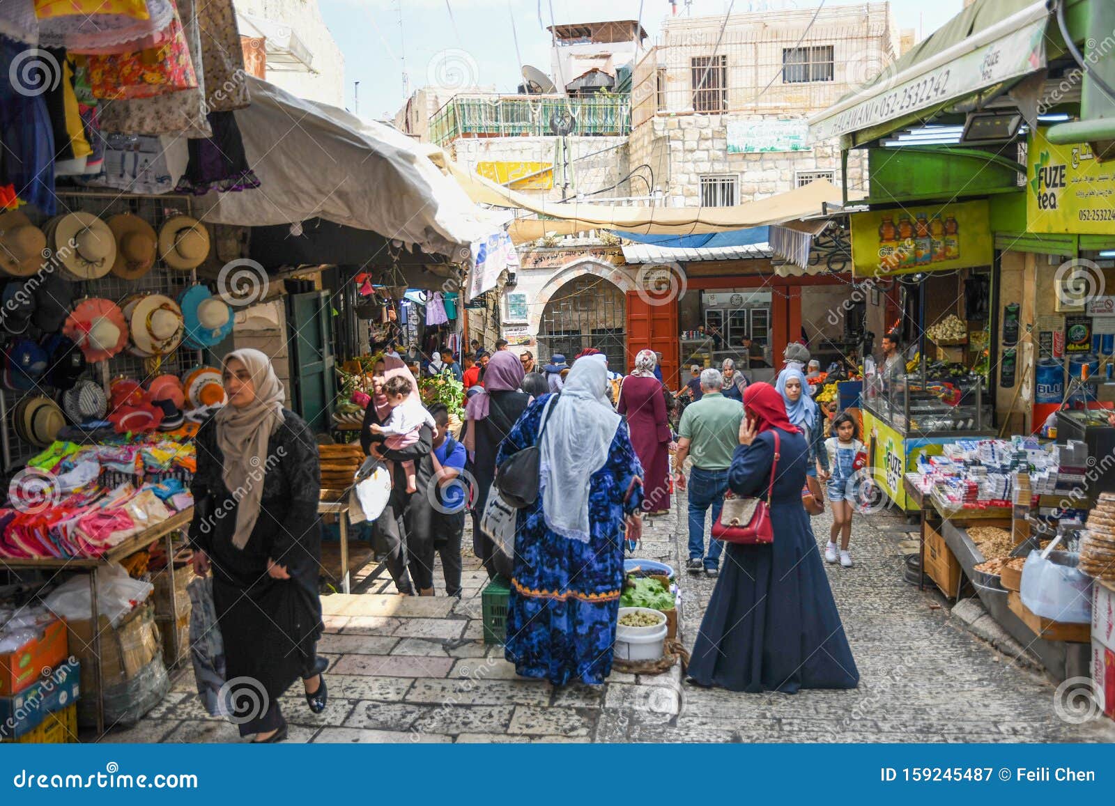 Muslim Souk in Jerusalem editorial photography. Image of adult - 159245487