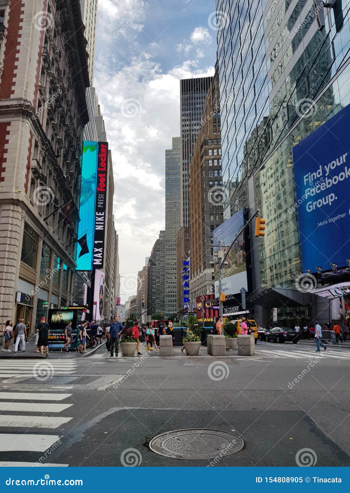 Busy Streets in Manhattan, New York Editorial Image - Image of york ...