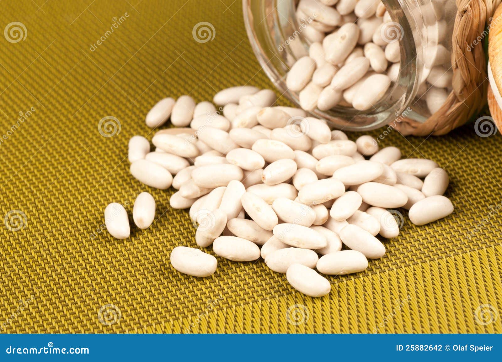 Butter beans stock photo. Image of scattered, lima, copy - 25882642