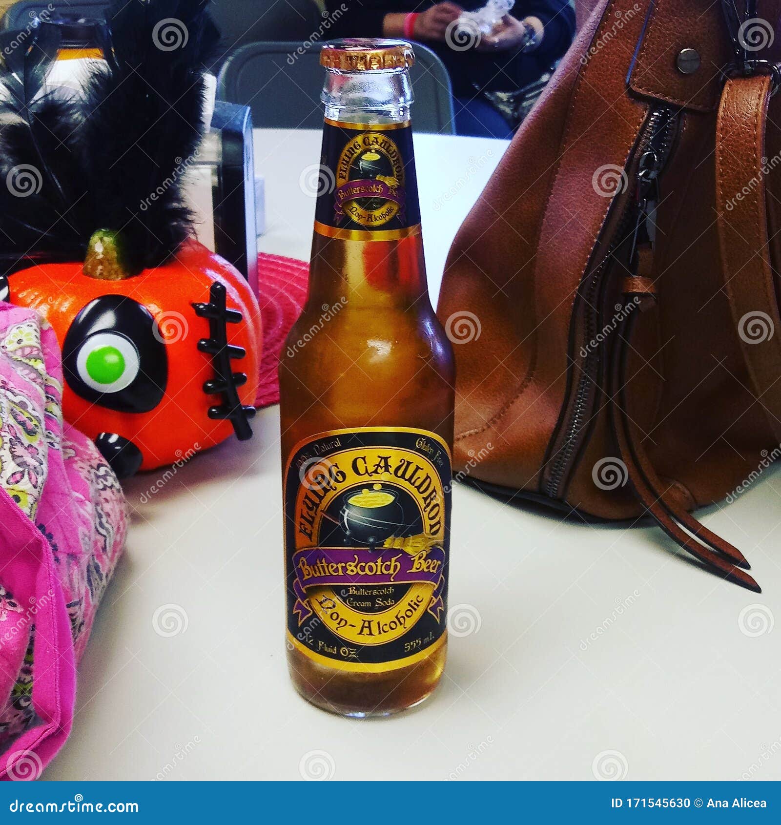 Butter Beer from Harry Potter Editorial Image - Image of butter, potter ...