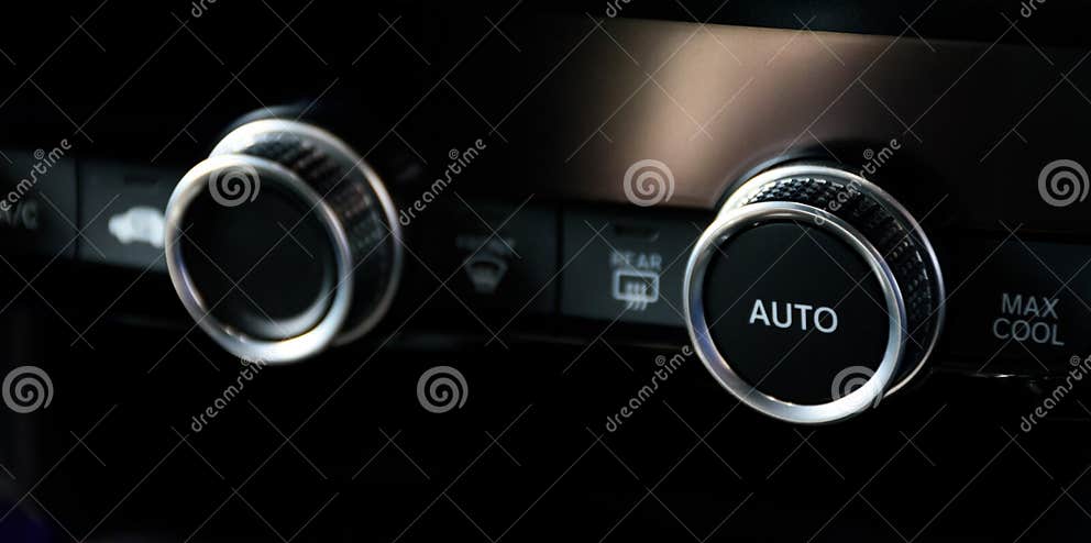 Button Automatically Adjust the Air Conditioning Temperature in a ...
