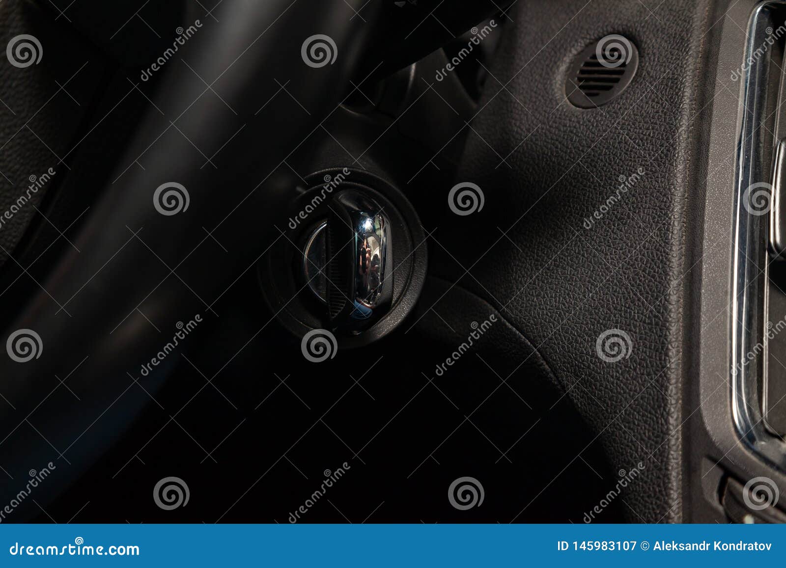 Button Start and Turn Off the Ignition of the Car Engine Close-up on ...