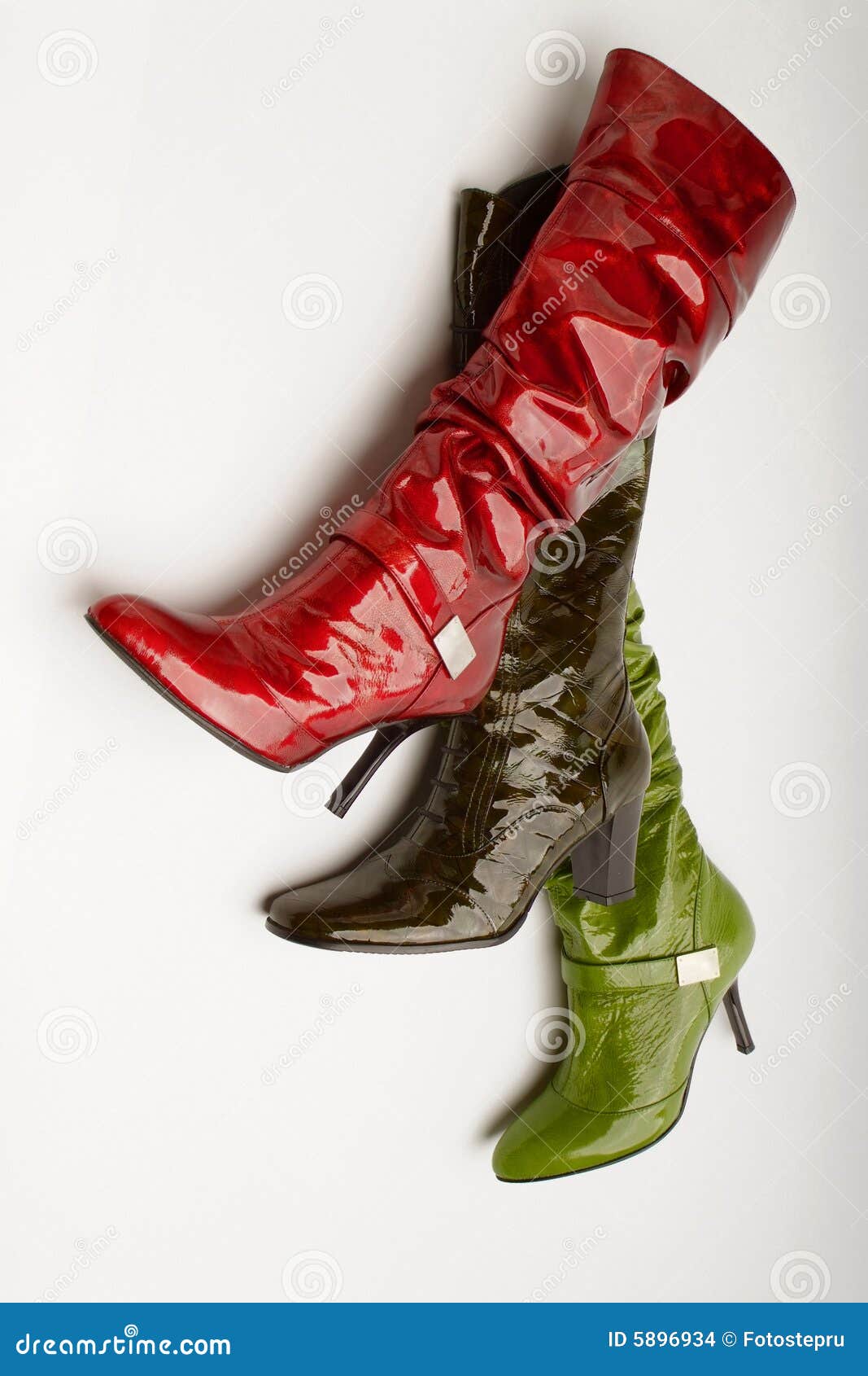 Buty. zdjęcie stock. Obraz złożonej z greenbacks, zakup - 5896934