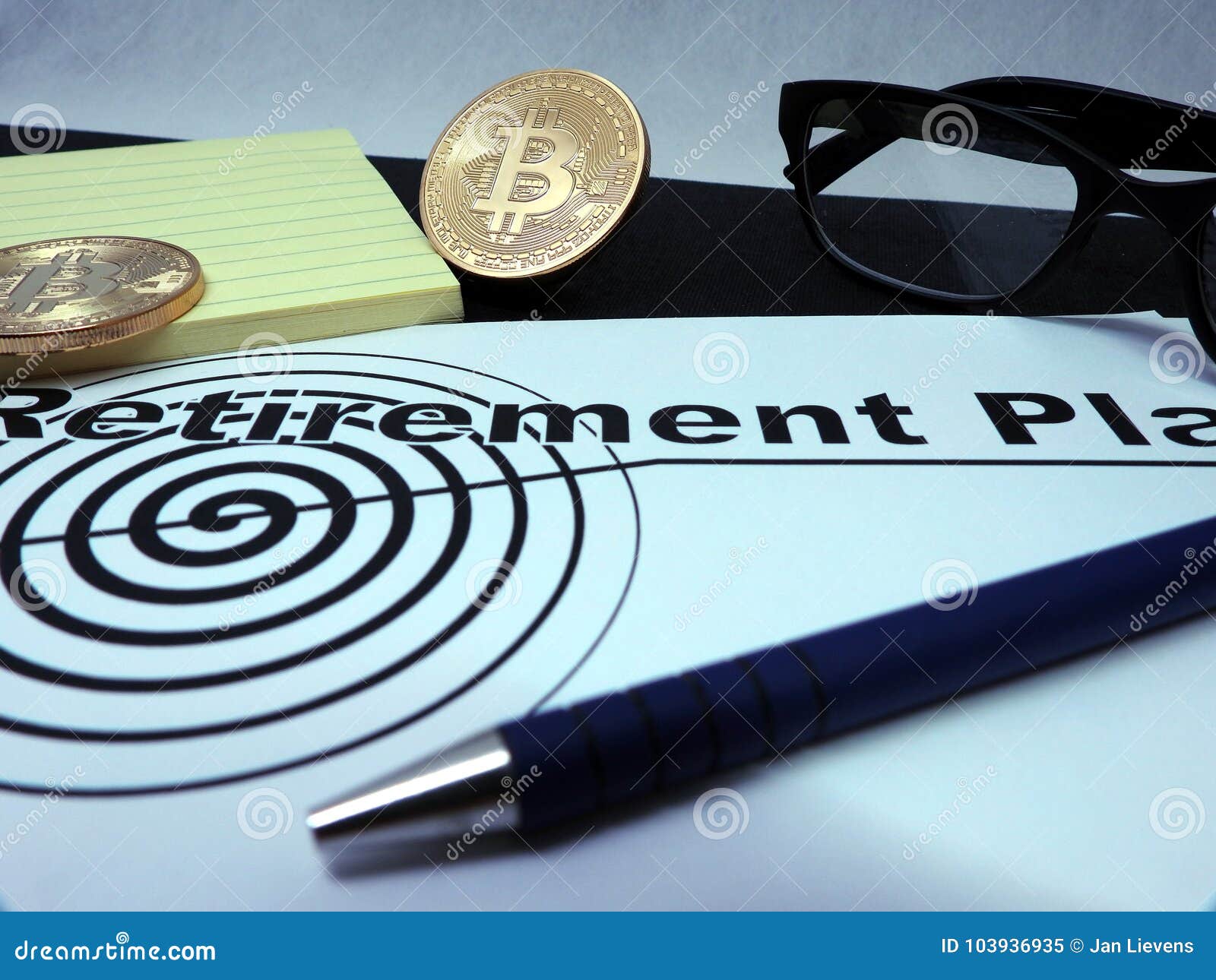 Bitcoin Retirement Plan Contract Stock Image - Image of goal, digital ...