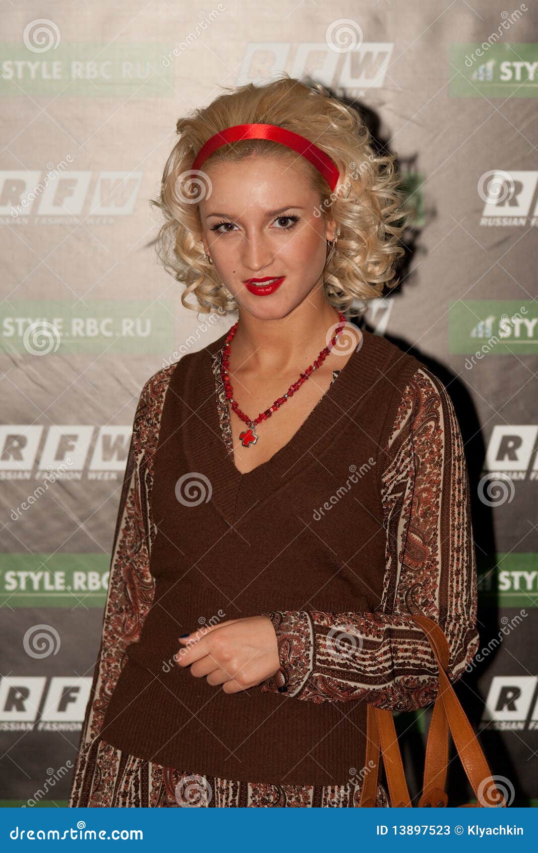 Buzova zdjęć stockowych - bezpłatne i z licencją Royalty Free od Dreamstime