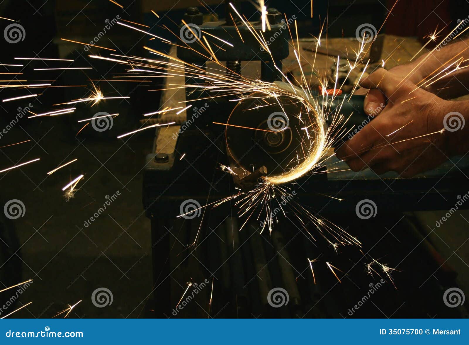 Buzz saw stock photo. Image of buzsaw, tool, working - 35075700