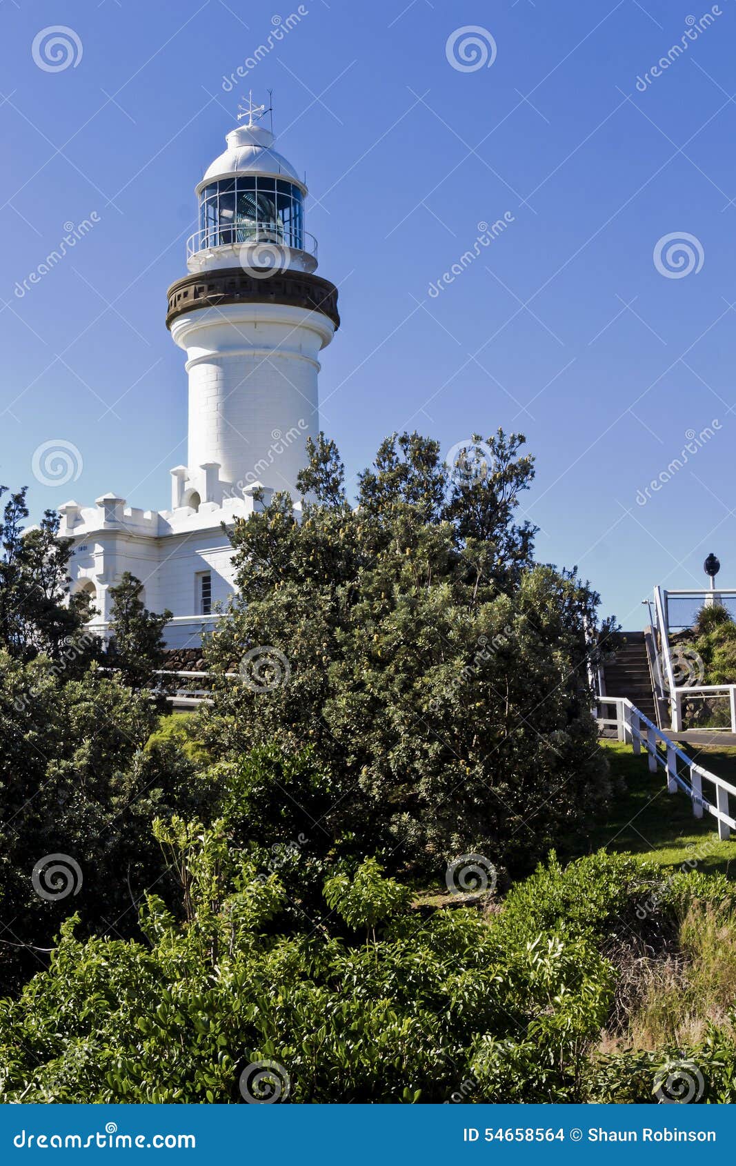Byron Bay Lighthouse stock photo. Image of coast, colors - 54658564