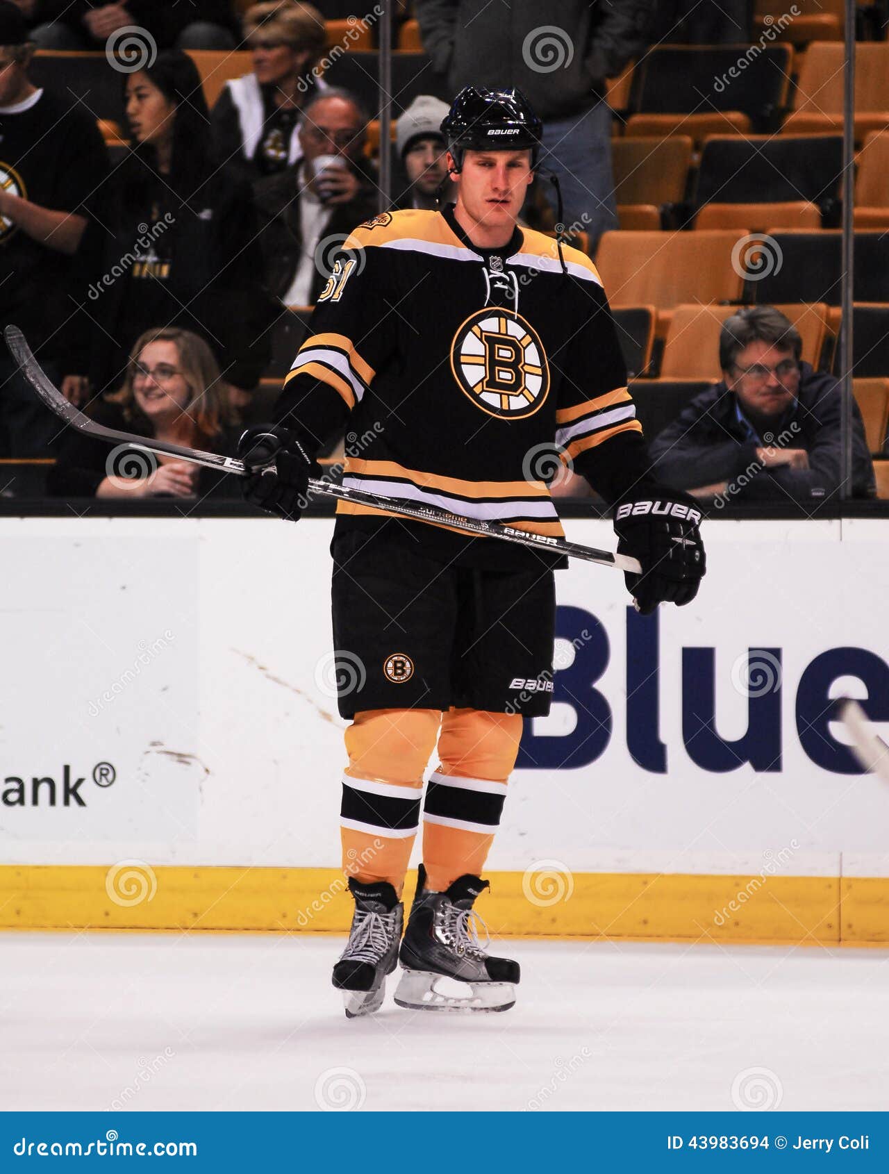 Byron Bitz, Boston Bruins editorial stock image. Image of sees - 43983694