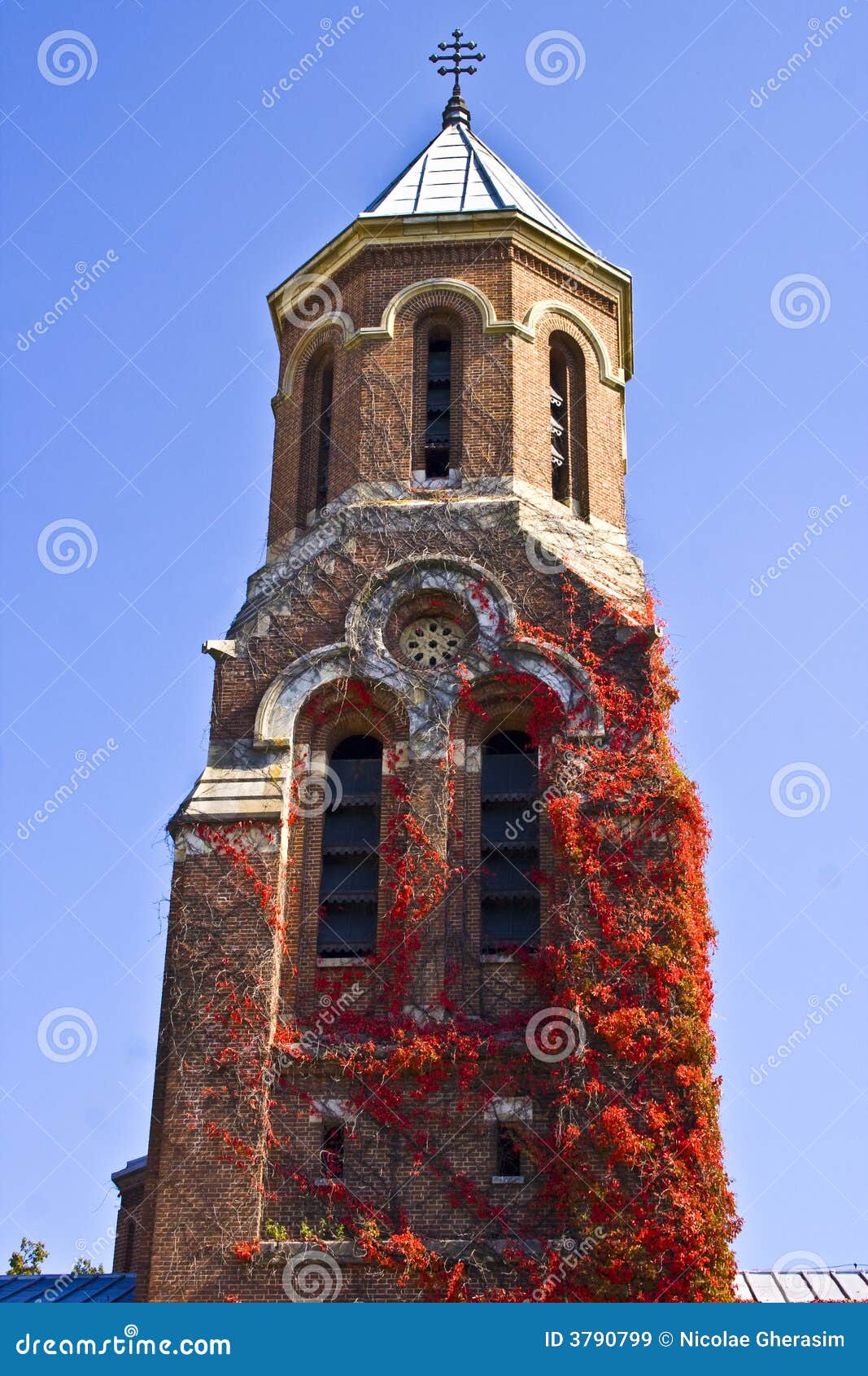 Byzantine Architecture. Columns And Vaults Of A Cistern Stock Photo ...