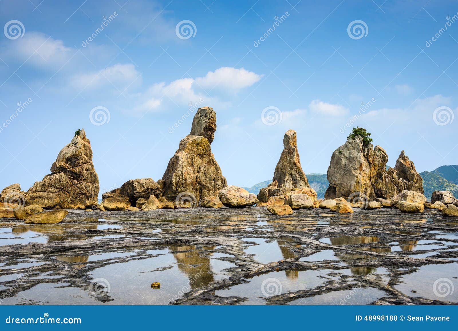 Côte de Kushimoto, Japon photo stock. Image of emplacement - 48998180