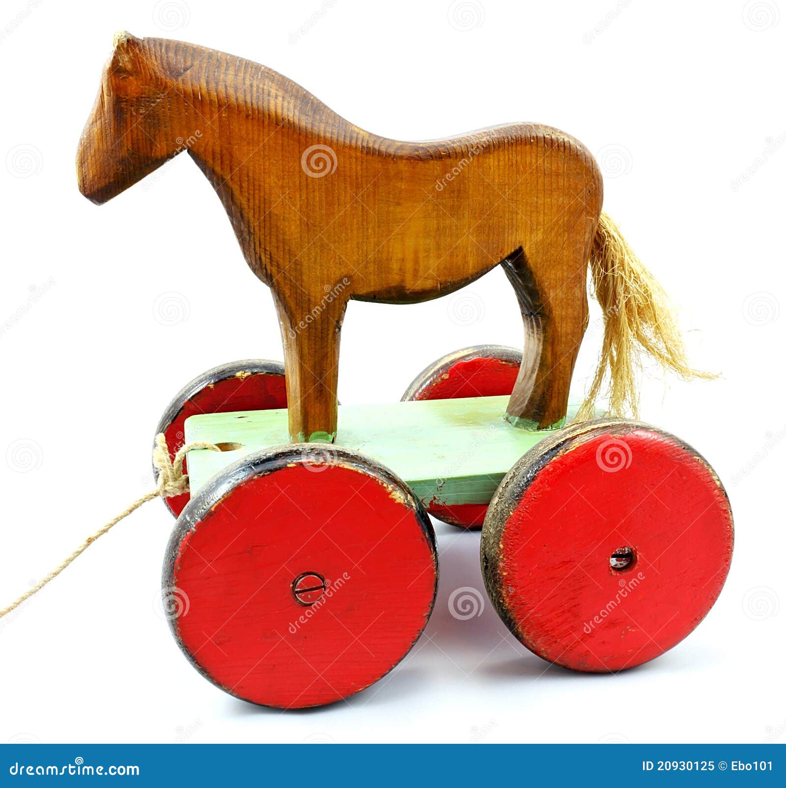 Caballo De Madera Viejo En Las Ruedas Imagen de archivo - Imagen de ...