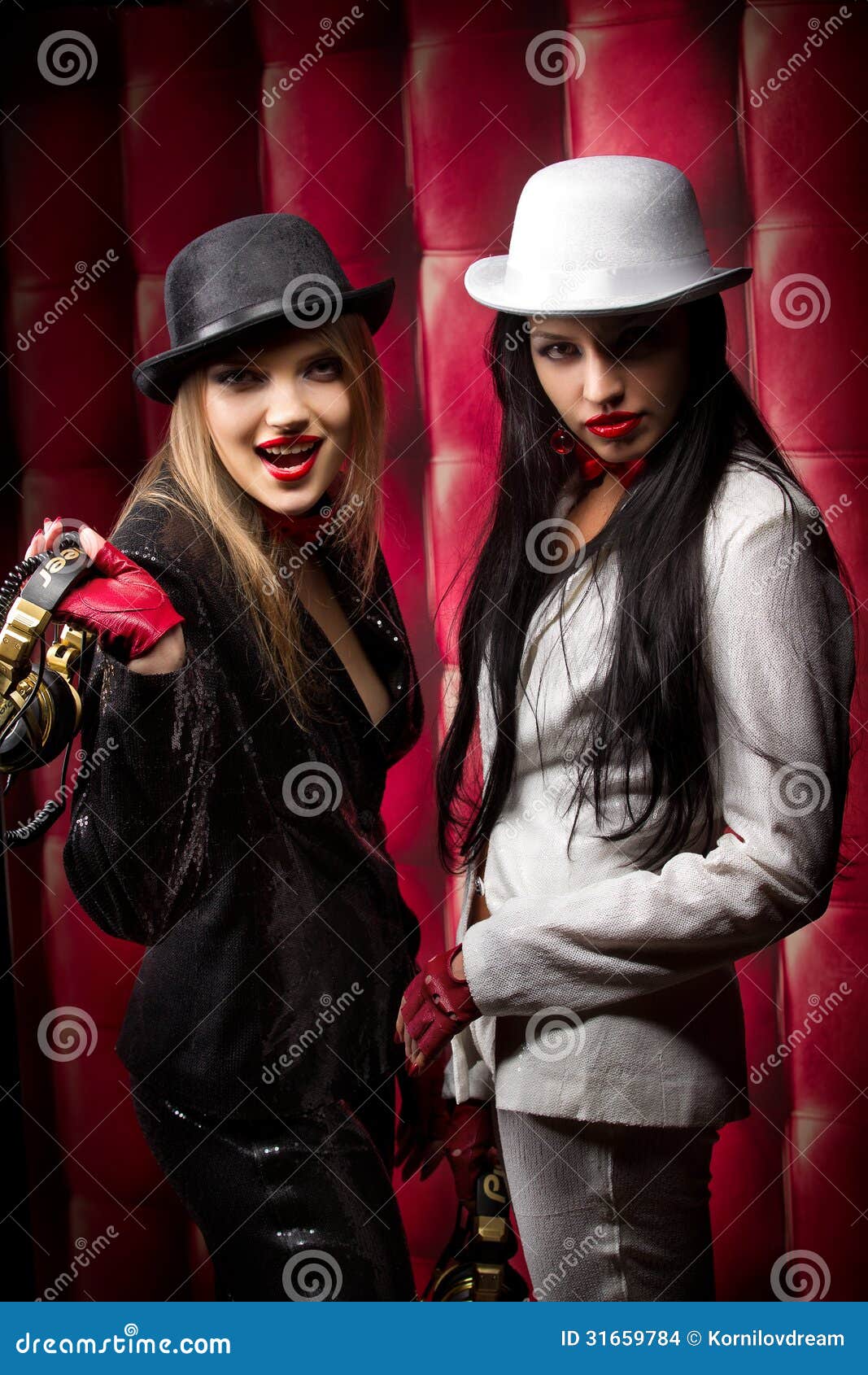 Cabaret performers stock photo. Image of clothes, seductive - 31659784