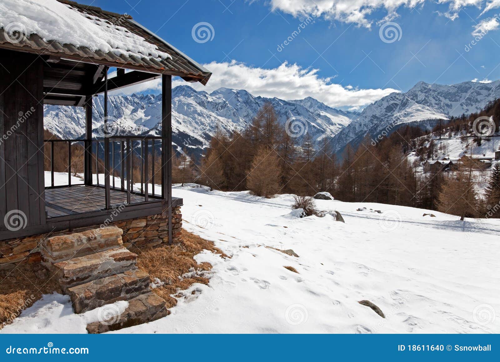 Cabin in the snow stock photo. Image of valley, snowstorm - 18611640