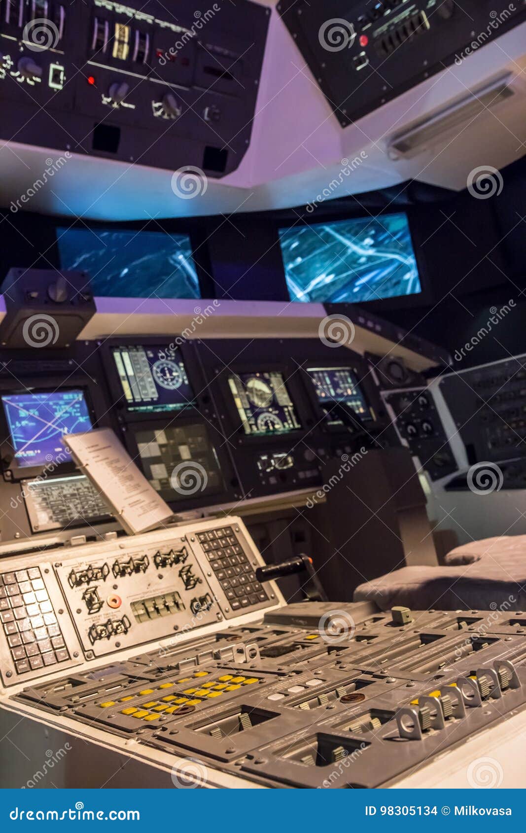 The cabin space shuttle stock photo. Image of orbiter - 98305134
