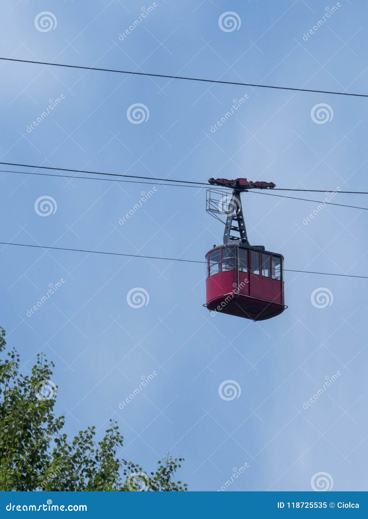 Cabina Di Funivia in Sinaia, Romania Immagine Stock - Immagine di festa ...
