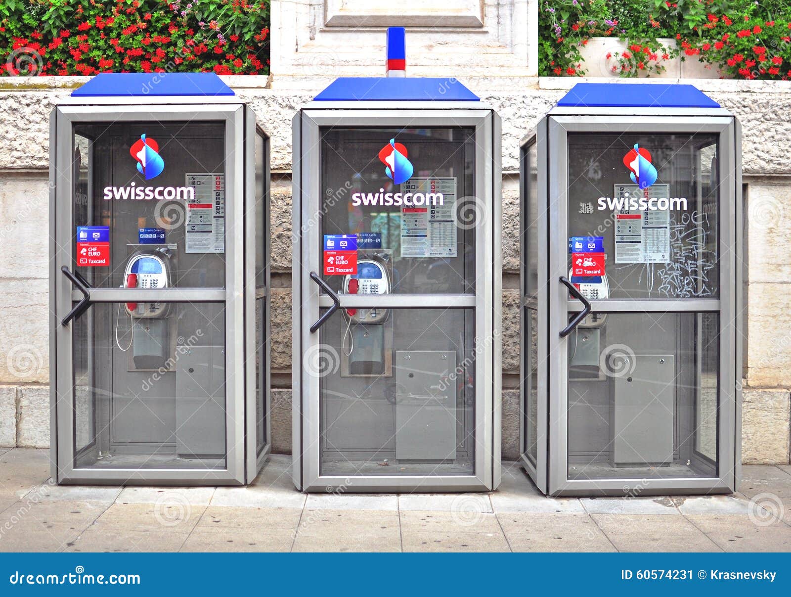 Cabine Telefoniche Di Swisscom Fotografia Editoriale - Immagine di ...