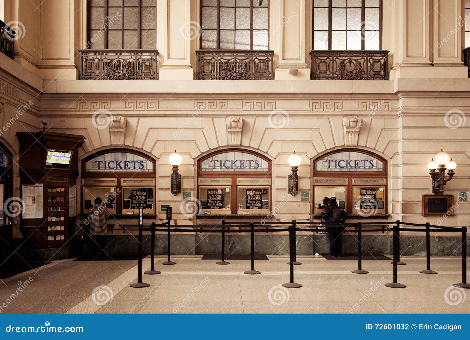 Cabines De Billet Terminales De Hoboken Photographie éditorial - Image ...