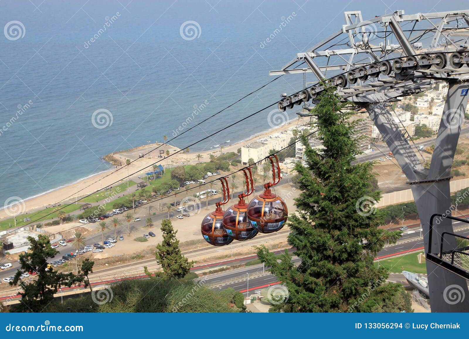 Cable Car editorial stock image. Image of east, shore - 133056294