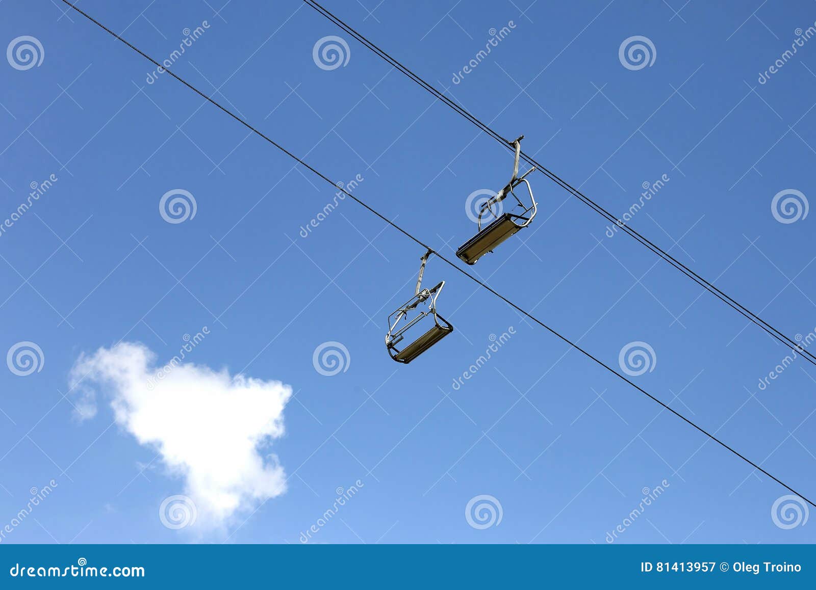 Cable Car for Skiers in the Sky Stock Image - Image of holiday, carry ...