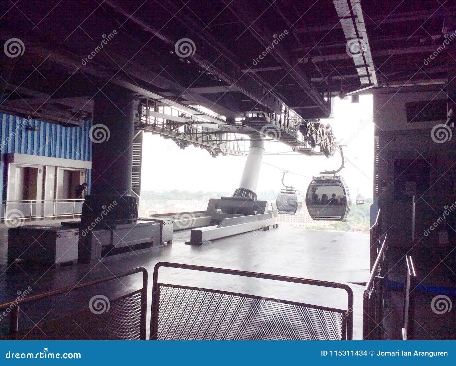 Cable Car Station at Sentosa Editorial Stock Image - Image of ...
