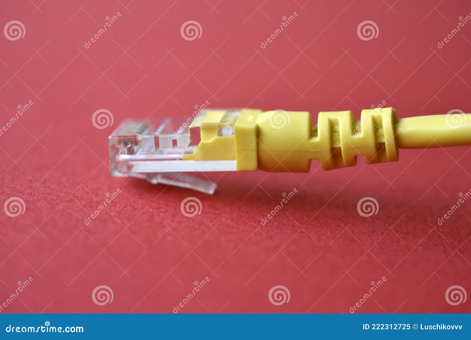 Cable De Paira Retorcido Que Se Utiliza Para Montar Redes Rj45 Imagen ...