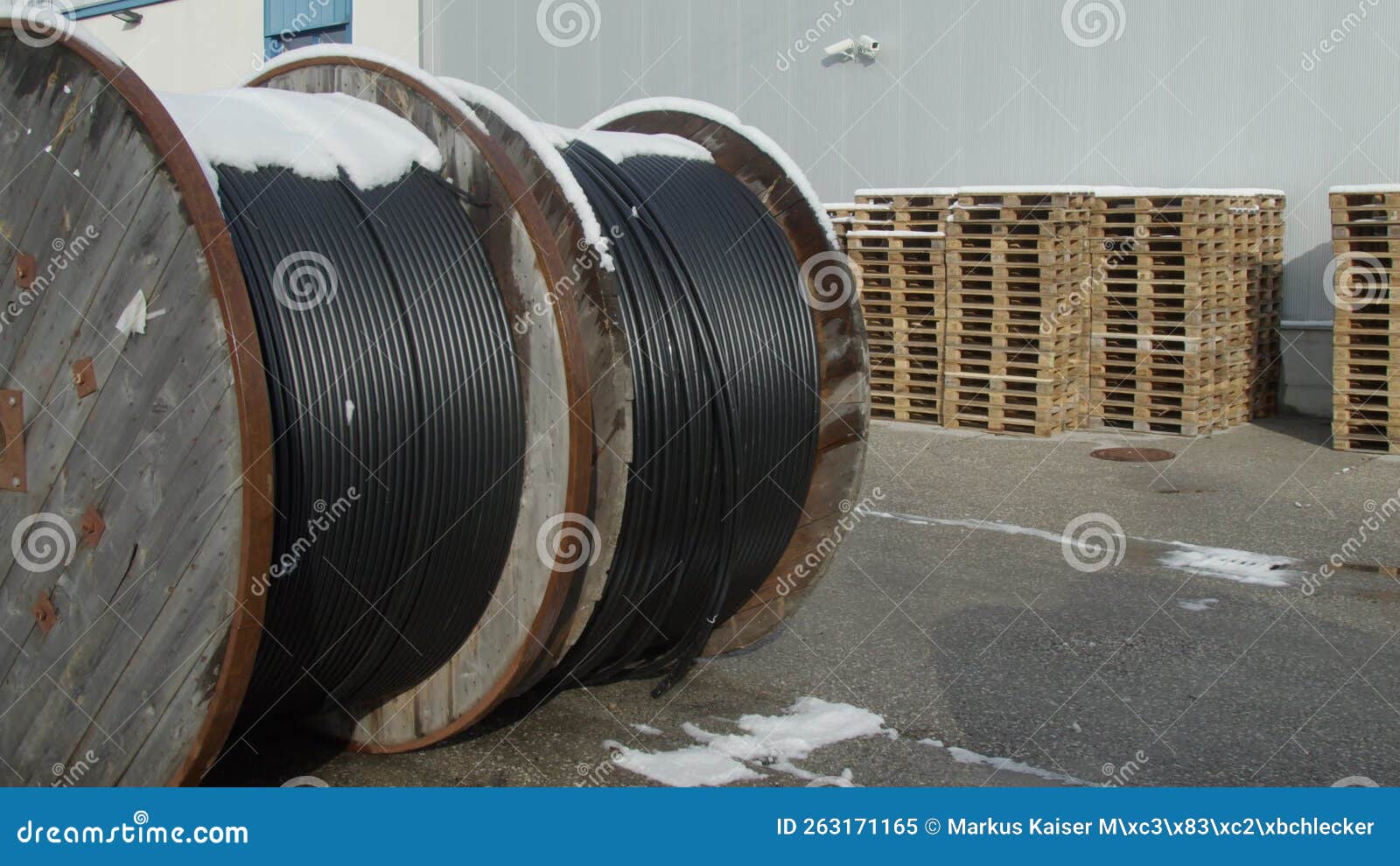 Cable drum rolls on rack stock video. Video of drum - 263171165