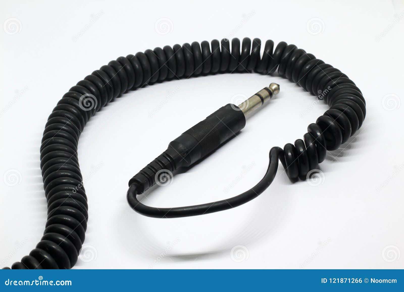 Cable Extensible De La Primavera En El Fondo Blanco Foto de archivo ...