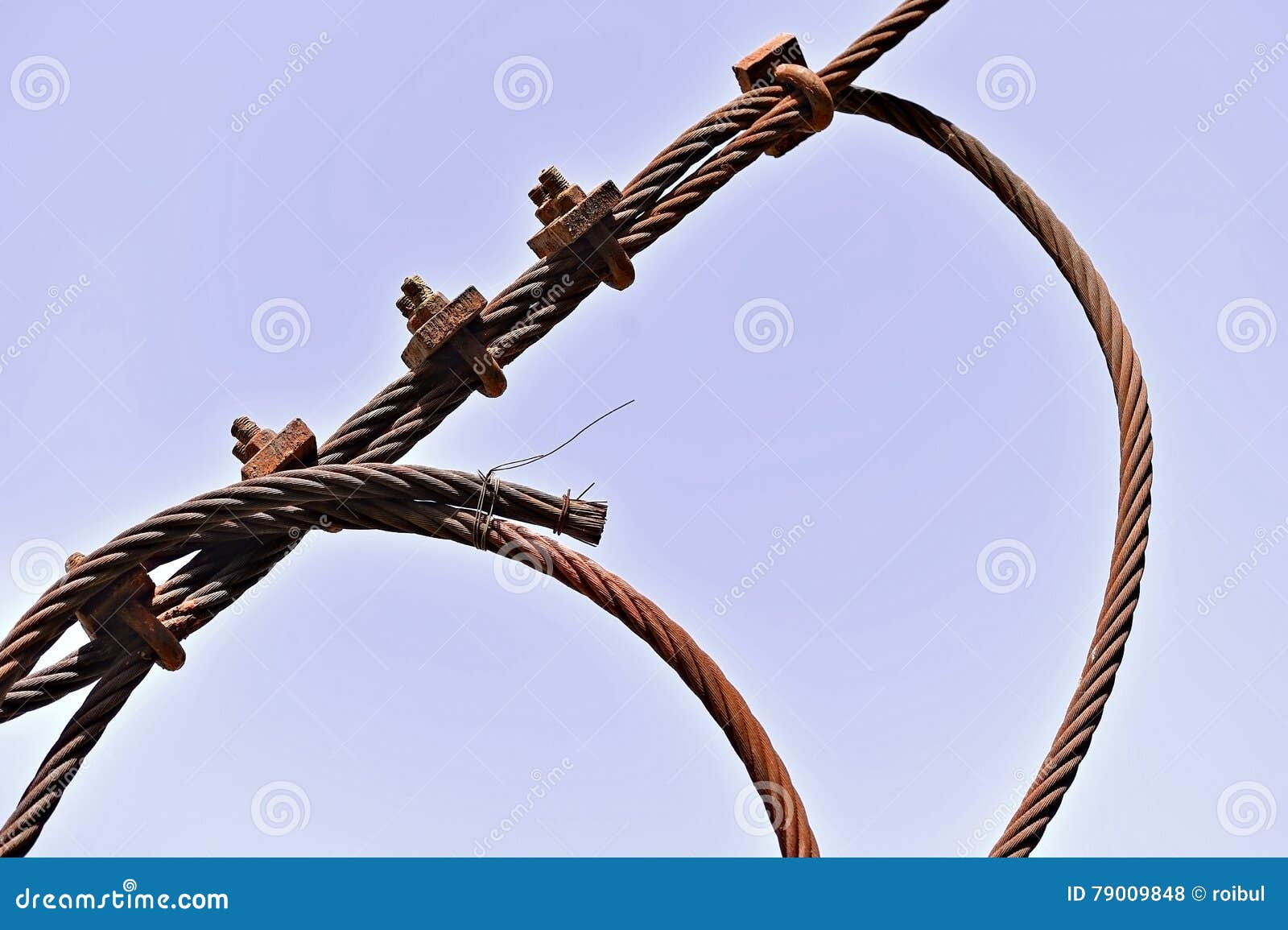 Cable industrial oxidado foto de archivo. Imagen de fuerte - 79009848