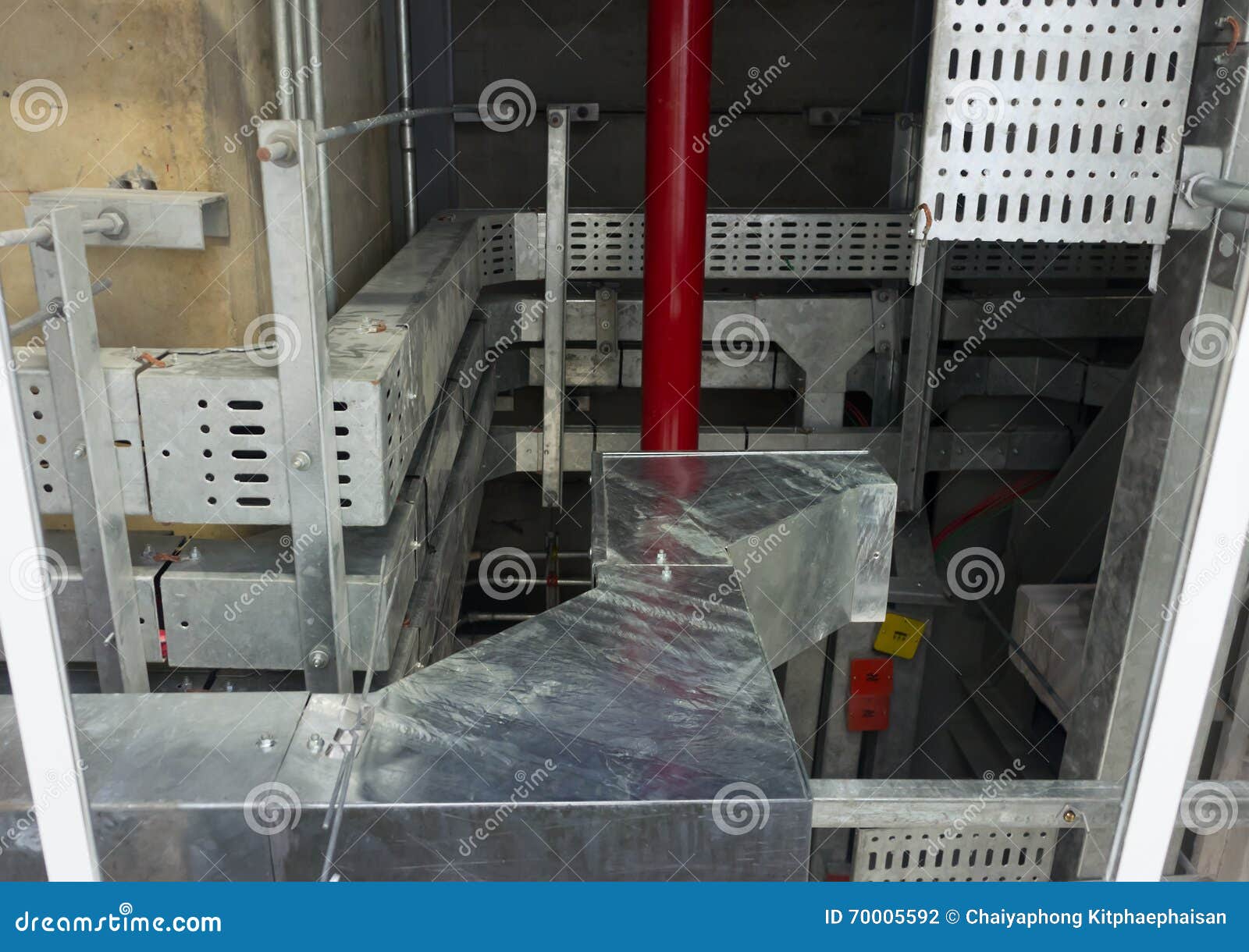 Cable tray installer - nolfgogreen