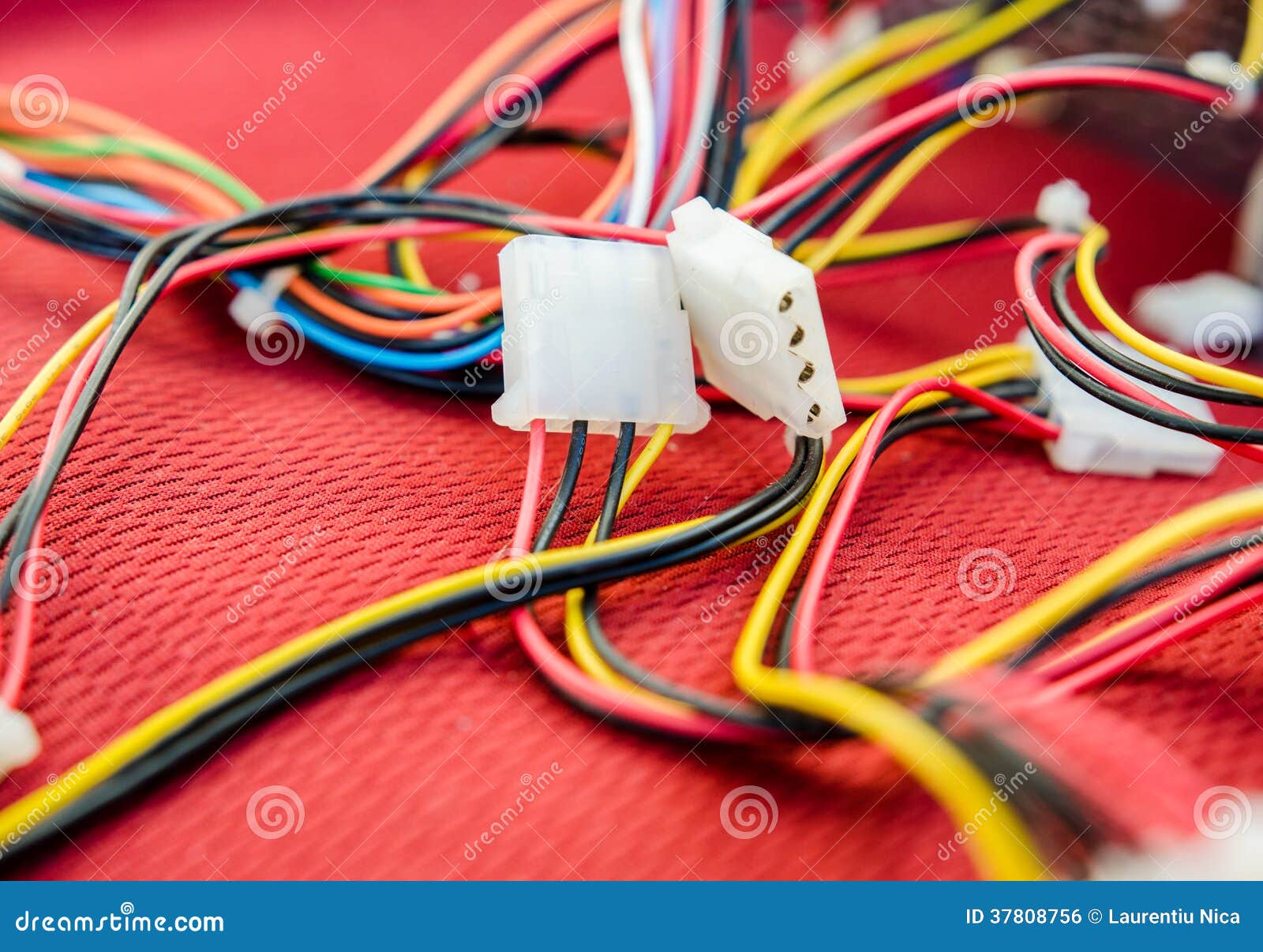 Cables de la PC foto de archivo. Imagen de conector, cobre - 37808756