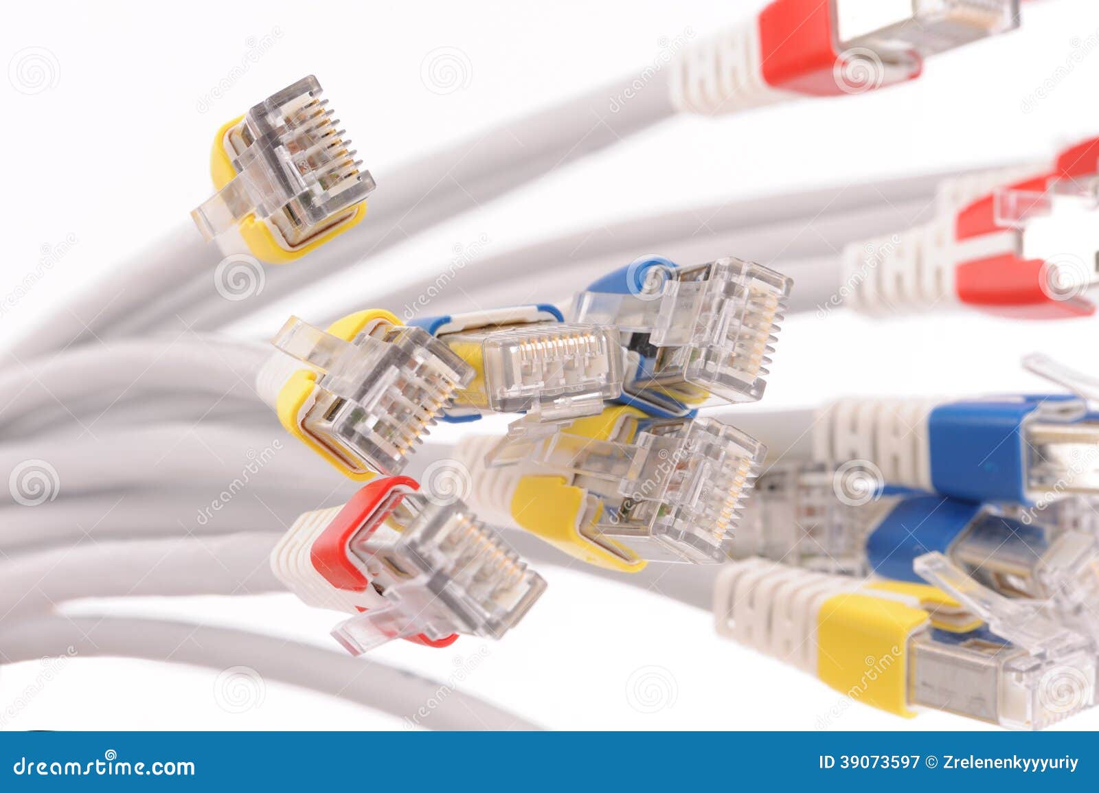 Cables De La Red De Ordenadores Imagen de archivo - Imagen de aislado ...