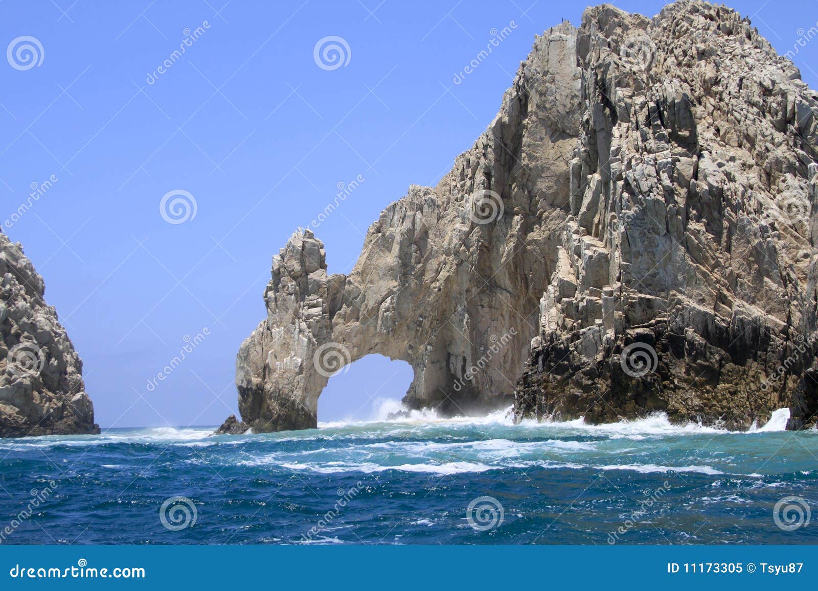 Cabo Arch stock image. Image of cabo, water, lucas, crashing - 11173305