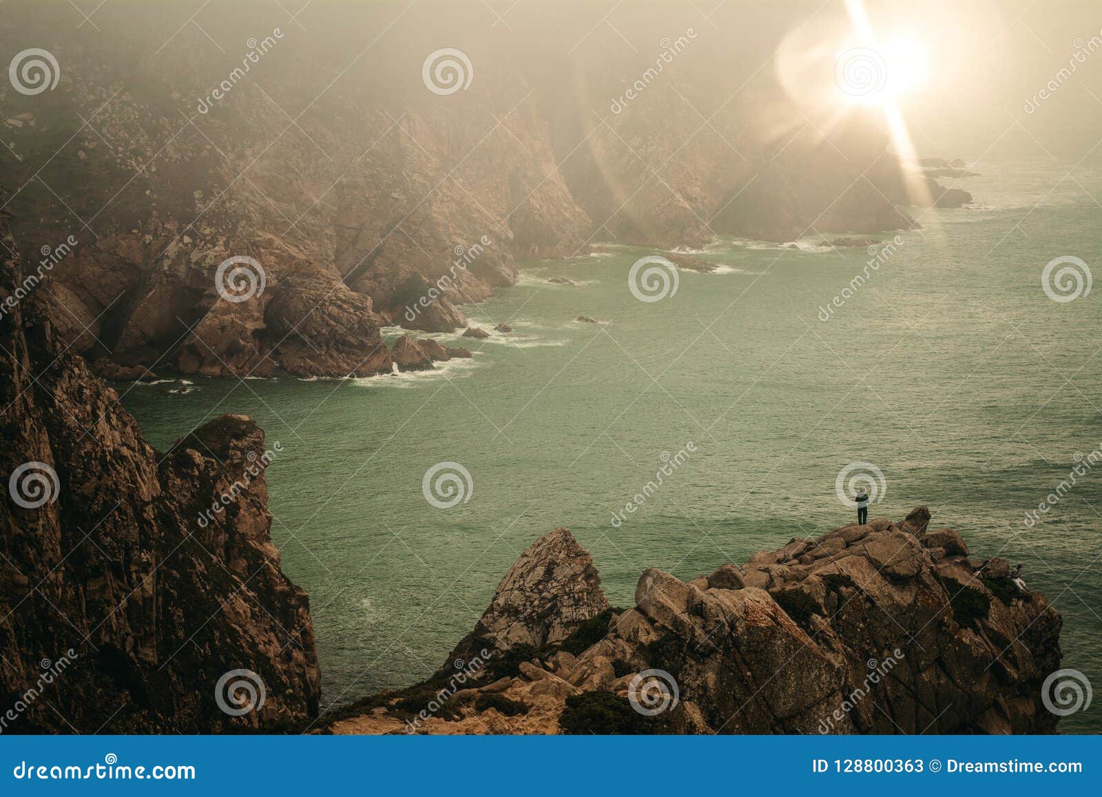 Cabo da Roca sunset stock image. Image of rocks, horizon - 128800363