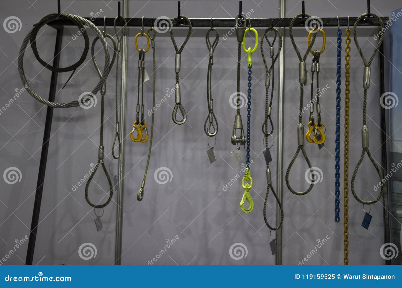 Cabo Do Estilingue Para Levantar O Objeto Pesado Imagem de Stock ...