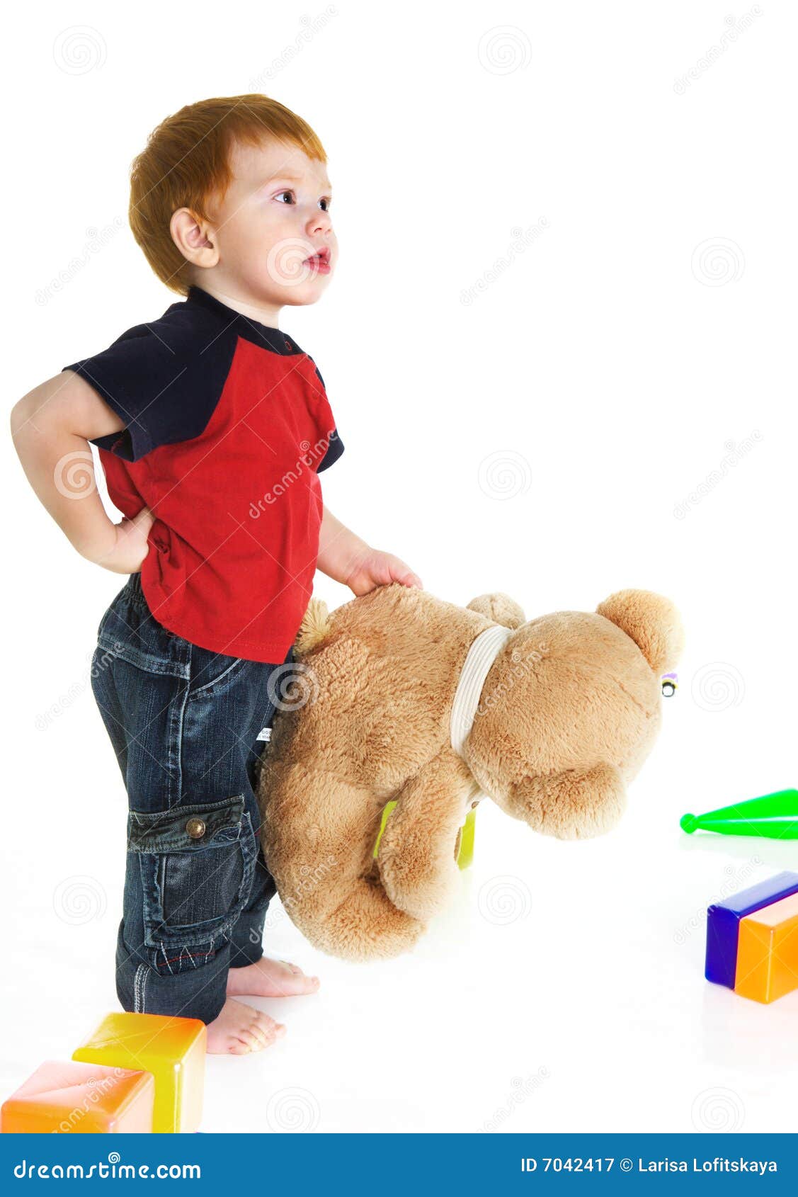 Cabrito Redheaded Con El Oso De Peluche Imagen de archivo - Imagen de ...