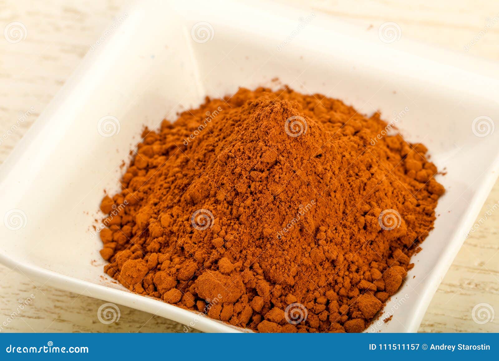 Cacaopoeder stock afbeelding. Image of bruin, donker - 111511157