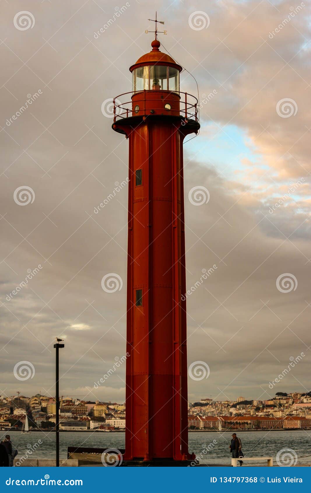 Cacilhas Lighthouse, Almada Stock Photo - Image of landscape, almada ...