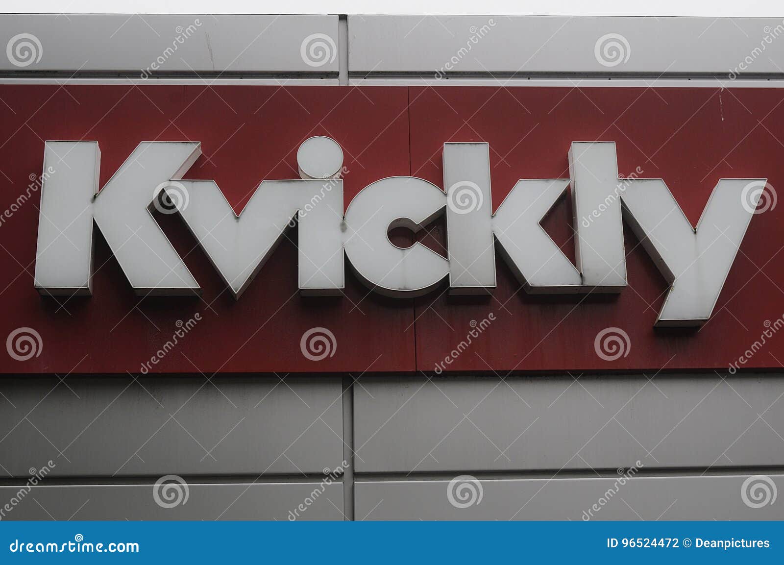 CADEIA ALIMENTAR DINAMARQUESA DE KVICKLY Fotografia Editorial - Imagem de mercado, mantimento ...