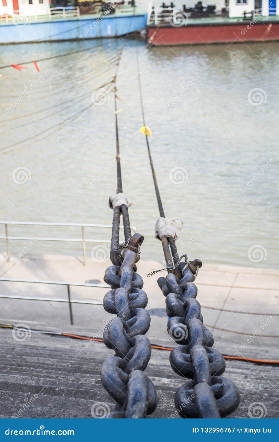 Cadena de ancla del muelle imagen de archivo. Imagen de steamboat ...